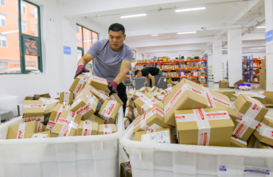 China express delivery volume up in Jan.- Aug. - Xinhua Silk Road